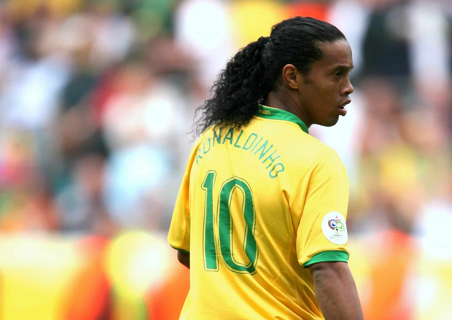 NFT-Newsticker: Fußballlegende Ronaldinho betritt den NFT-Rasen - Trend ...
